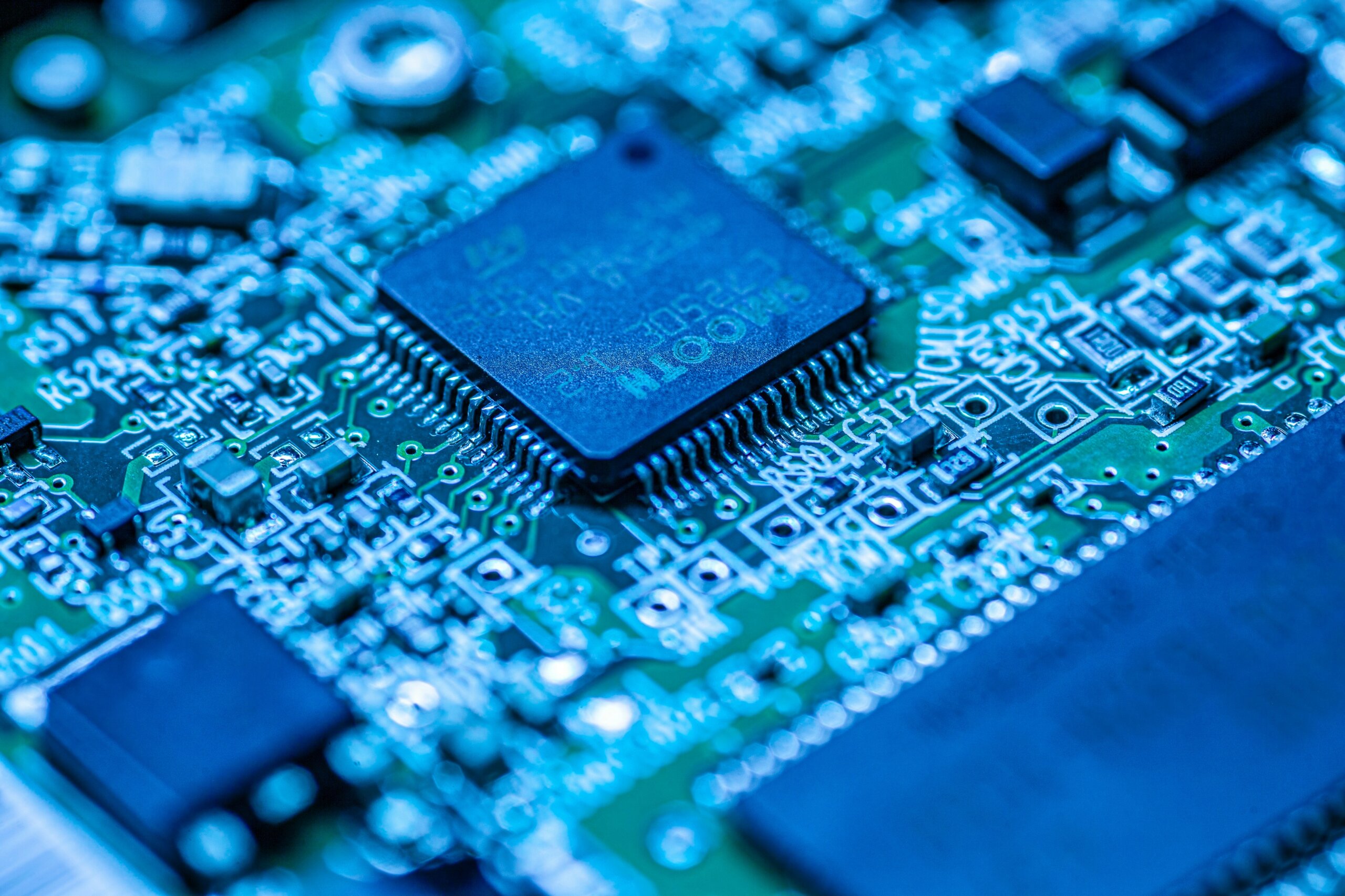 Semiconductor patent applications up 22% globally to 81,000 a year ...